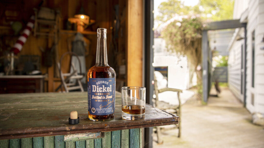 VIDEO: Dewar's 21 Year Old Double Double Proves Blended Scotch's Merits ...